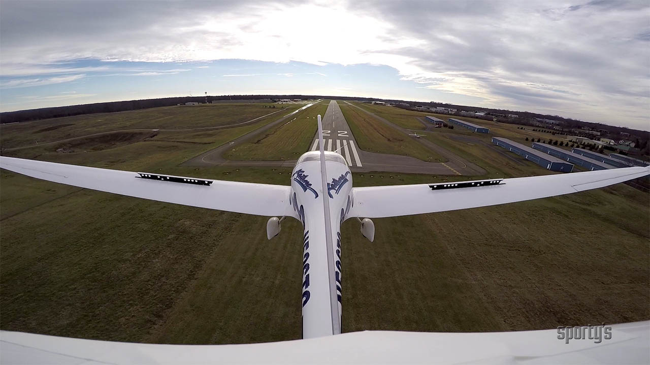 Video tip: types of training airplanes : Flight Training Central