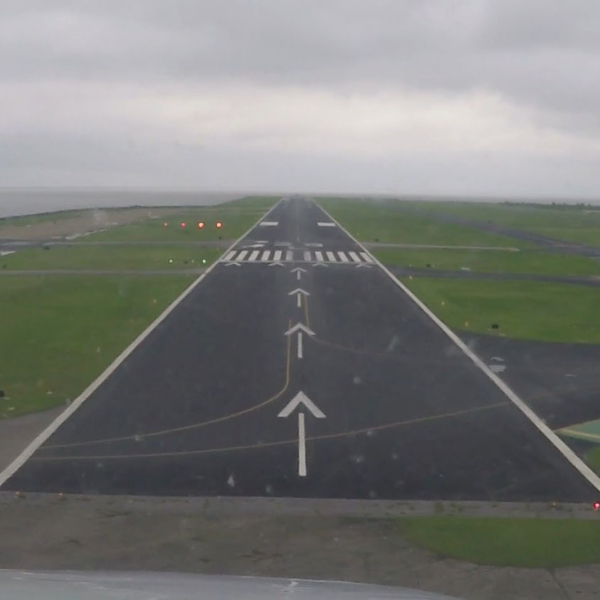 Video tip – Runway markings and symbols : Flight Training Central