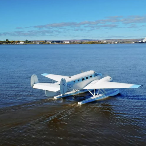 Video: flying a Beech 18 on floats : Flight Training Central
