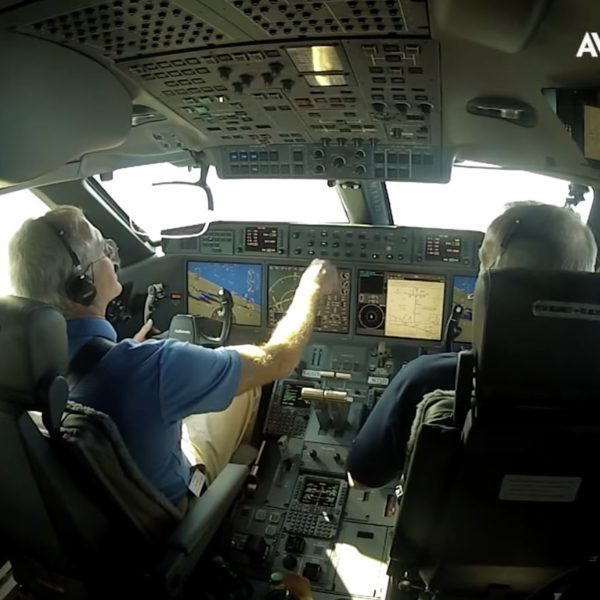 Video: flying the Gulfstream G650 : Flight Training Central